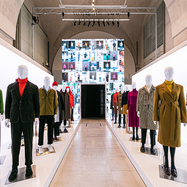 Scholarships｜Fast Retailing Foundation